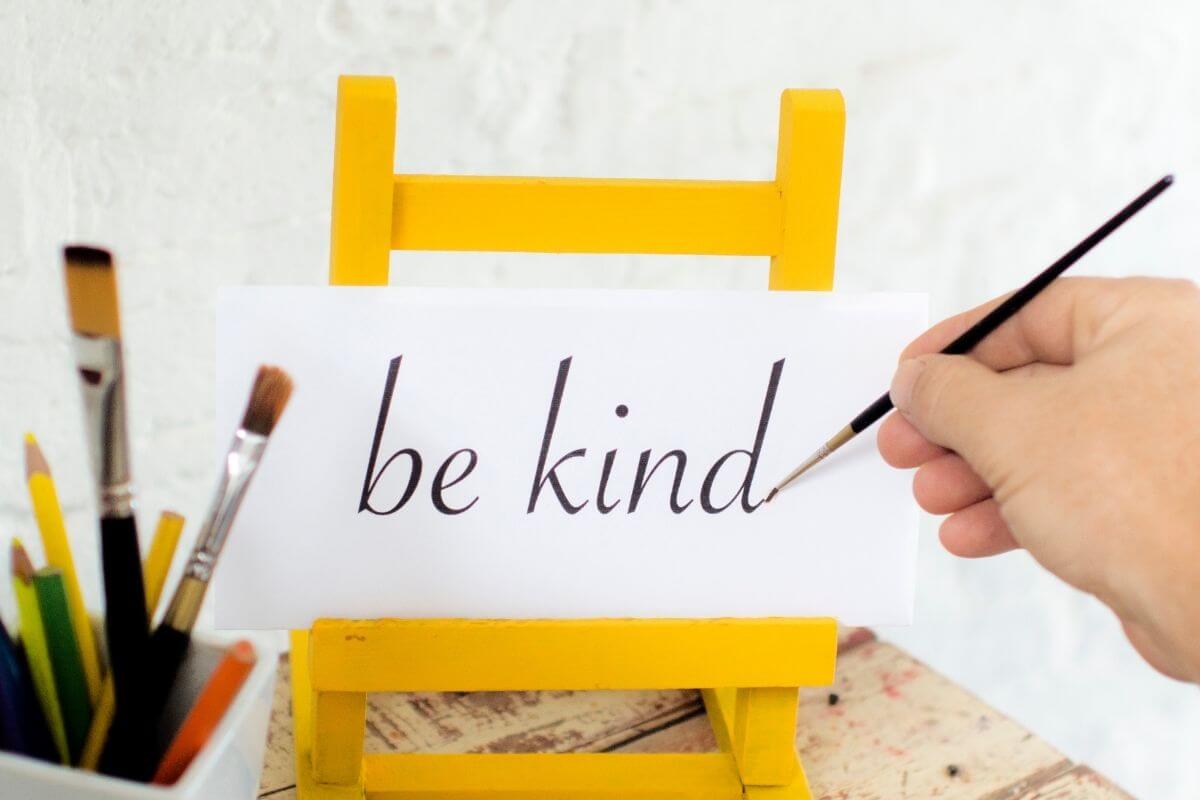 33 Heartwarming Generosity and Kindness Quotes to Inspire You | Sassy ...