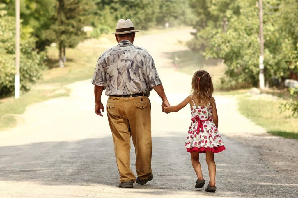 How to Deal with Grandparent Alienation (22+ Tips) | Sassy Sister Stuff
