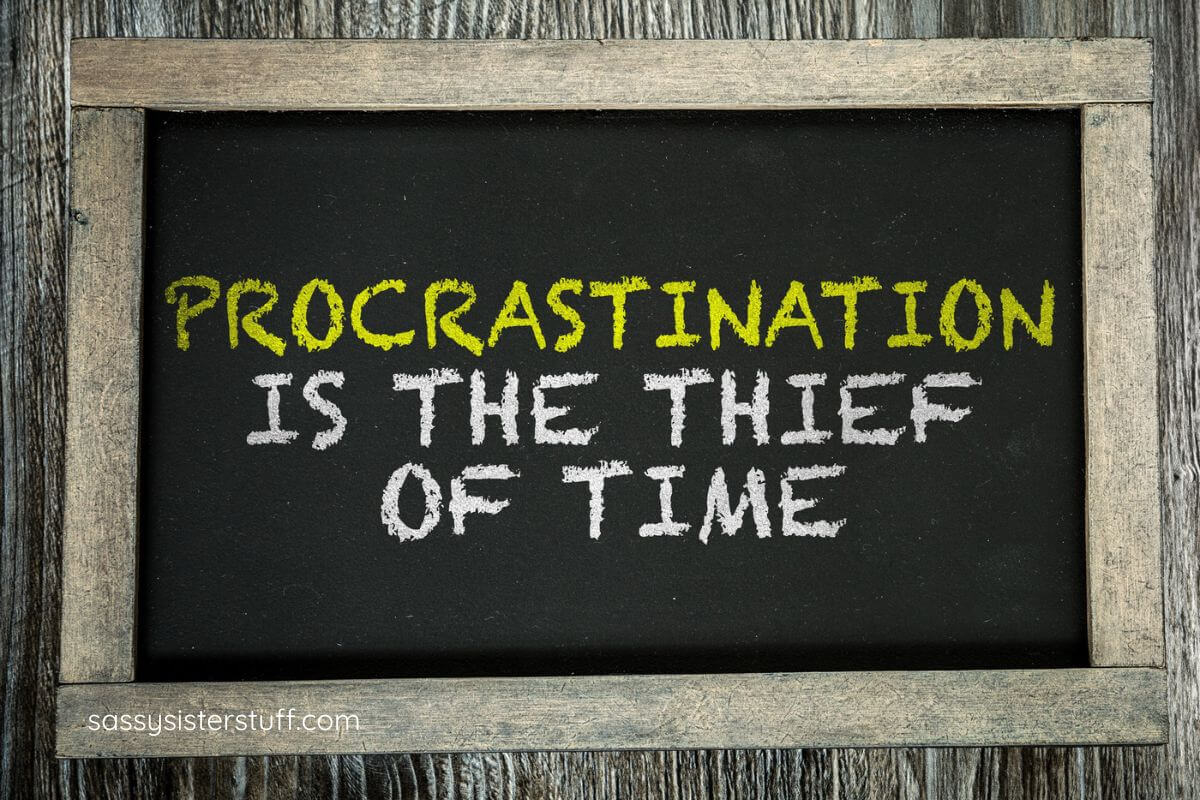 7 Ways to Overcome Procrastination (Especially in Midlife) | Sassy ...
