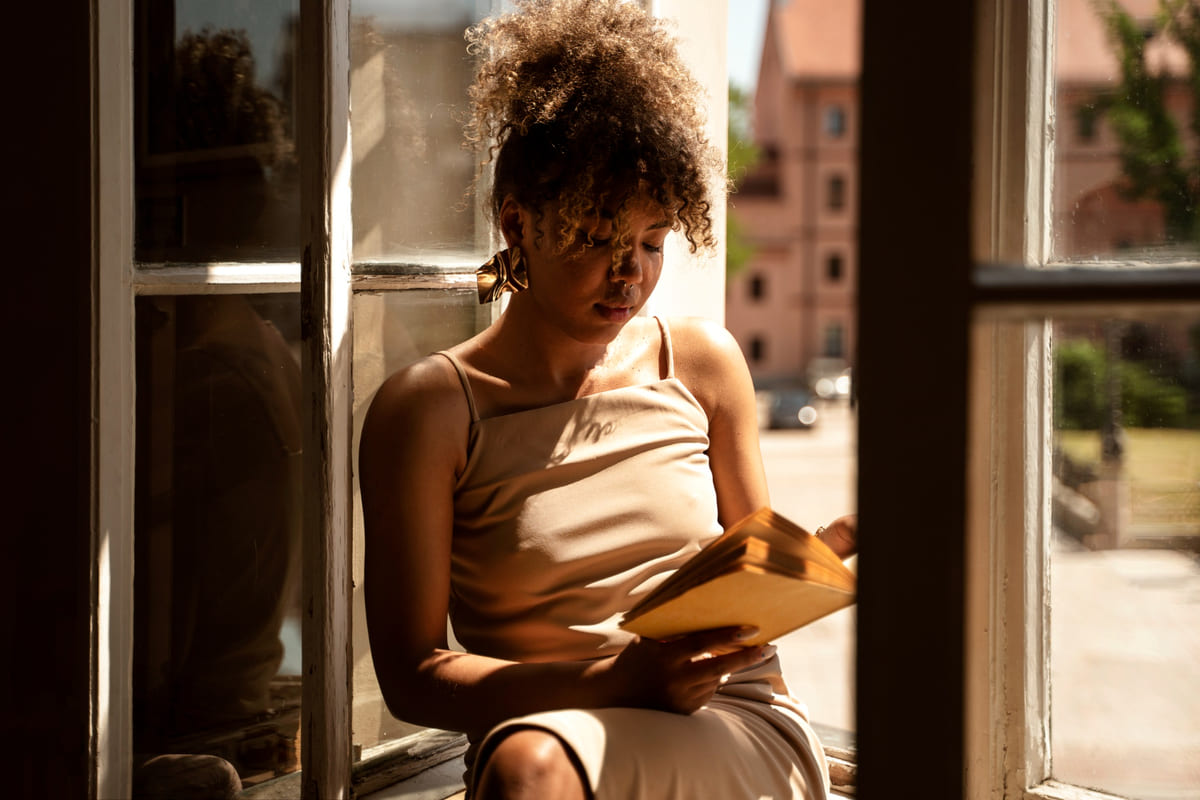 15 Books Every Woman Over 40 Should Read at Least Once for a Fun and ...