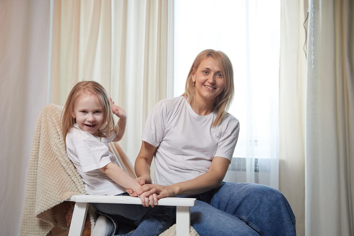 10 Reasons Older Moms Are Raising the Most Resilient Kids and Why It ...