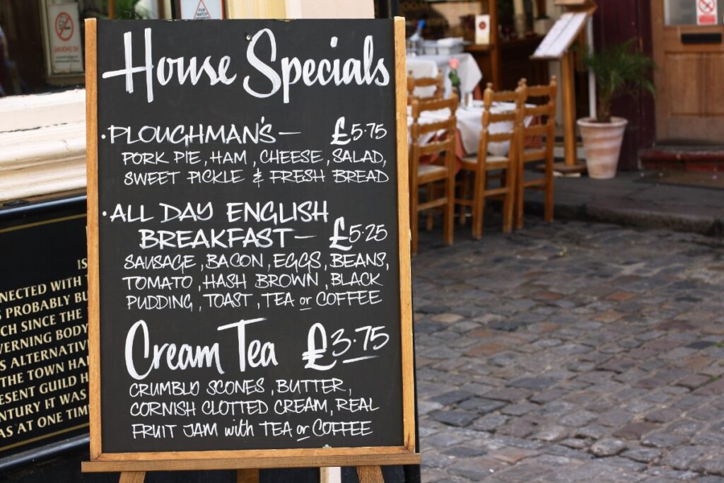 15 Restaurant Specials That Aren’t Really Special at All | Sassy Sister ...