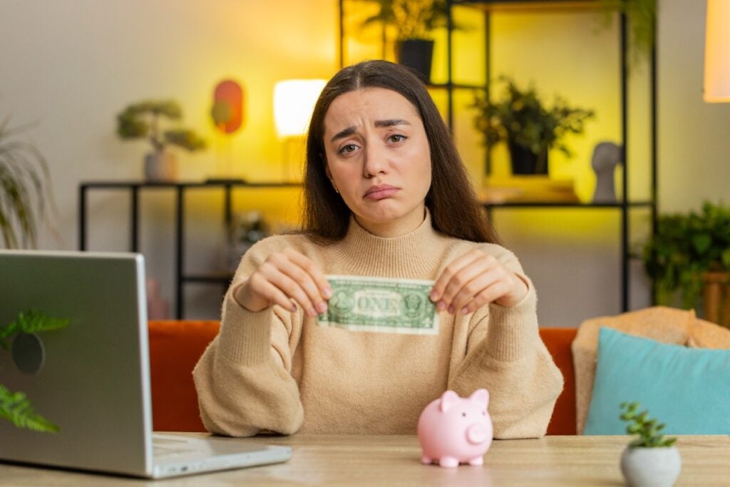 15 Quiet Signs Someone Doesn’t Truly Care About You | Sassy Sister Stuff