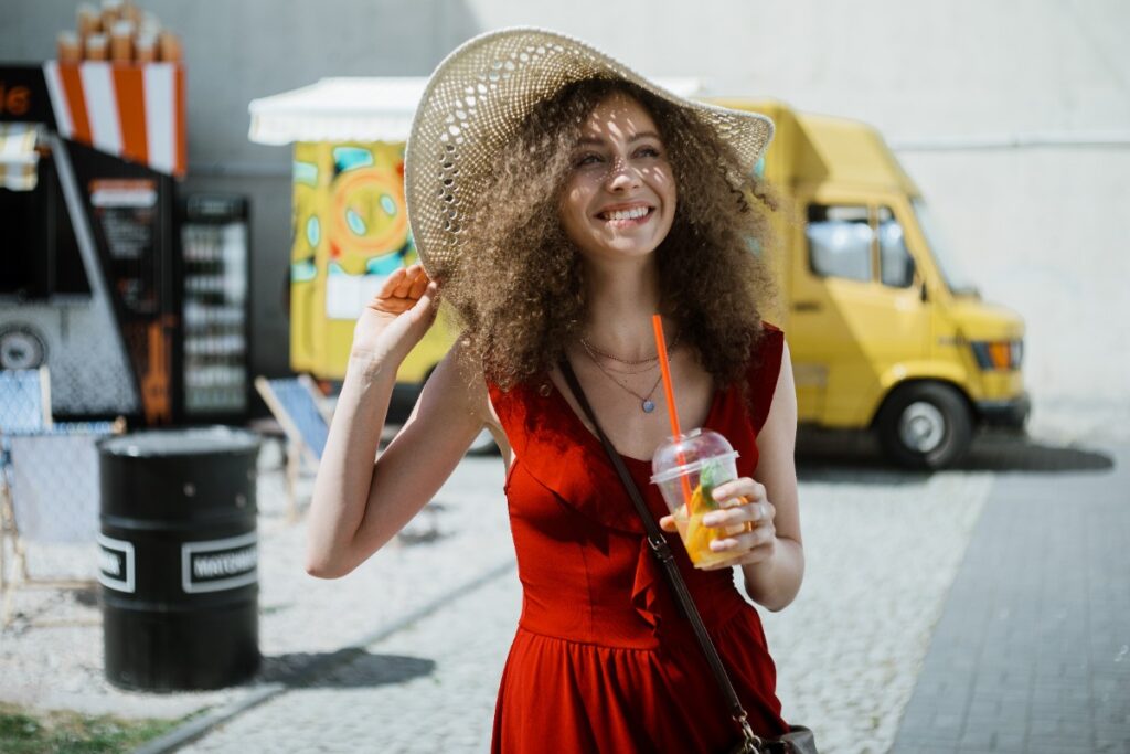 12 Everyday Sounds That Instantly Take People Back in Time And Warm the ...