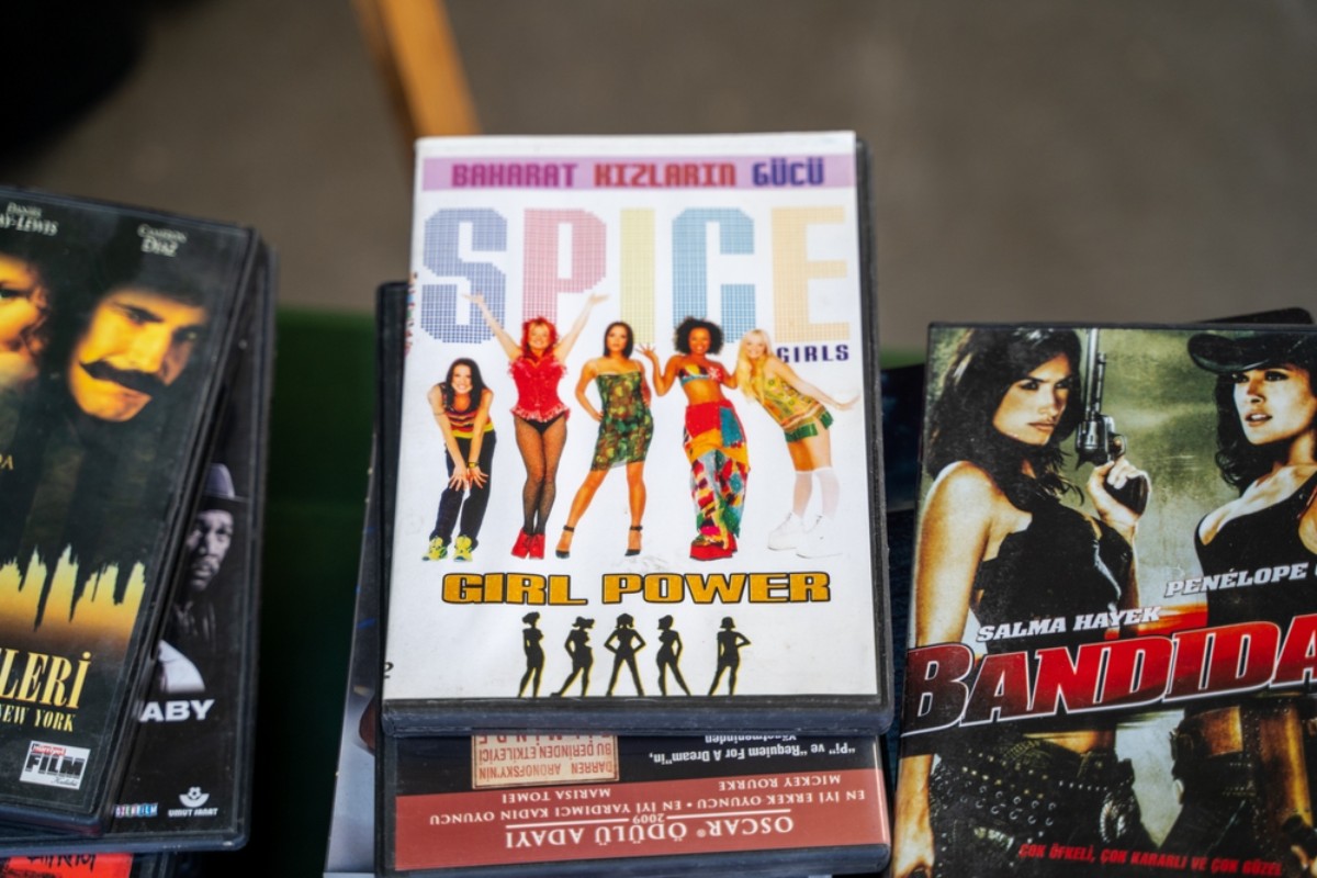 15 Childhood Birthday Party Themes That Totally Took Over the ’90s To ...