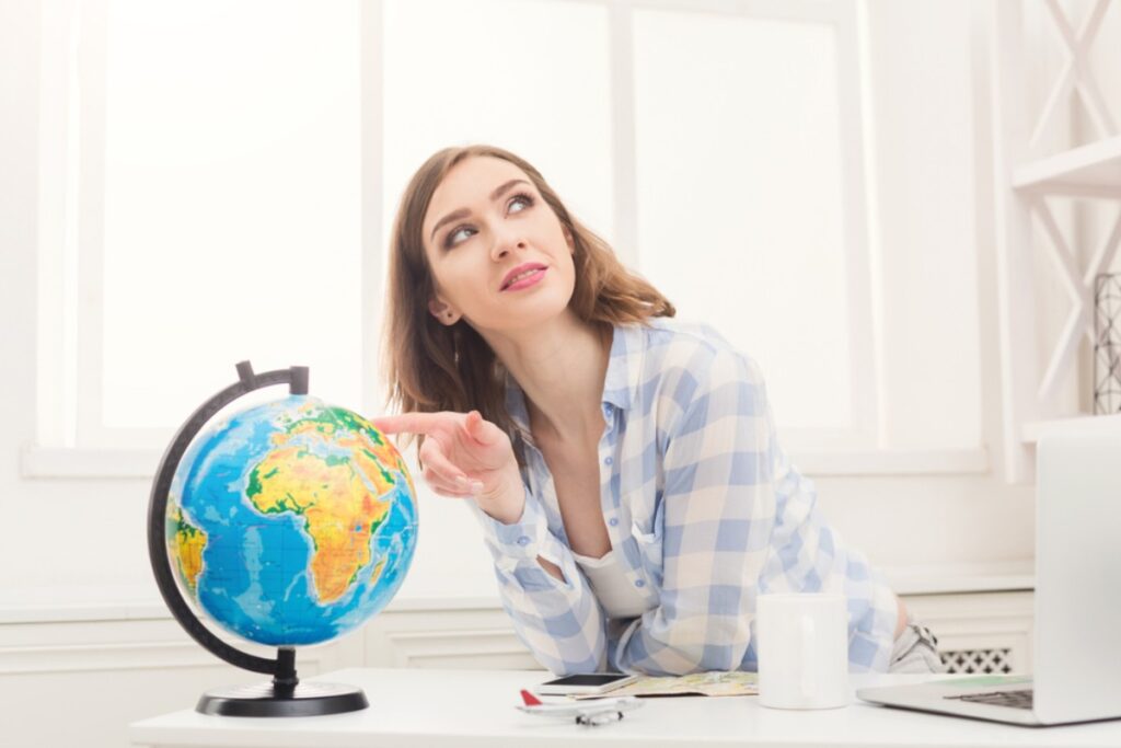 10 Ways Women Over 40 See the World Differently | Sassy Sister Stuff