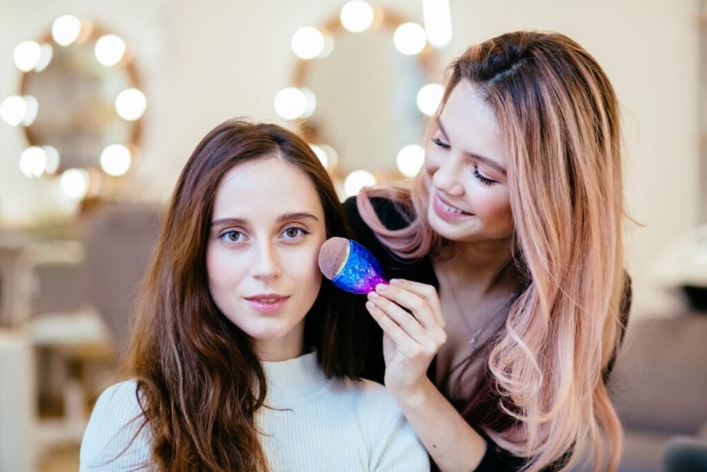 Makeup Artists Say These 6 Small Changes Instantly Refresh Mature Skin ...